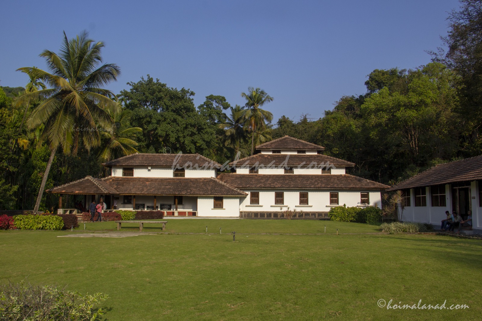 Kuppalli Kavi Mane – Kuvempu Thirthahalli Shivamogga - Hoi malnad
