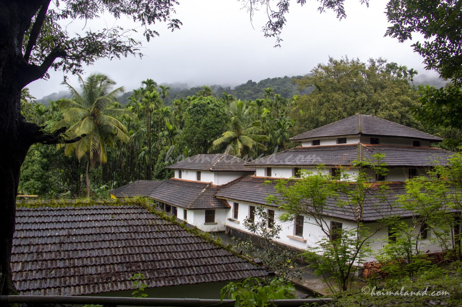 Kuppalli Kavi Mane – Kuvempu Thirthahalli Shivamogga - Hoi malnad
